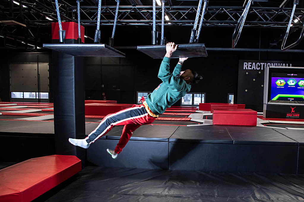Ninja Course | Trampoline Park | Akrobat Trampolines