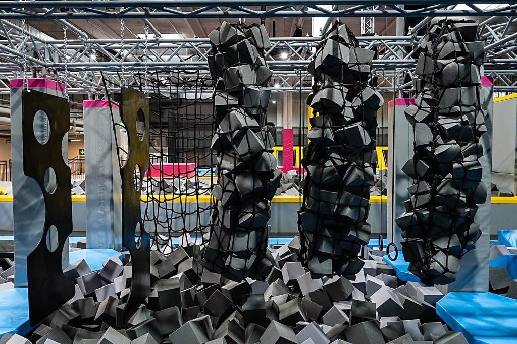 Ninja Course | Trampoline Park | Akrobat Trampolines