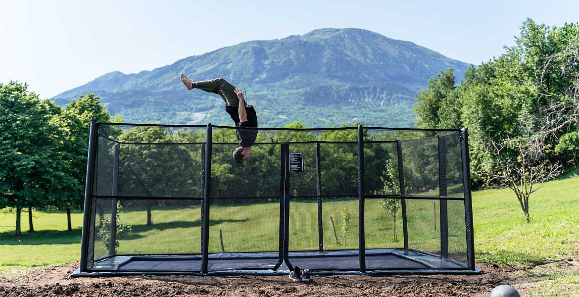 How to install an inground trampoline